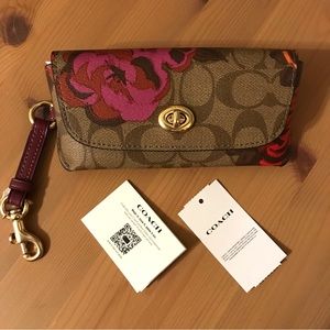 Coach | Accessories | Coach Sunglass Case In Signature Canvas With ...